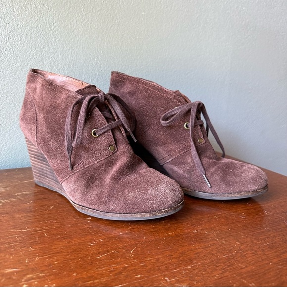 Lucky Brand | Shoes | Lucky Brand 7s Chocolate Brown Suede Leather ...